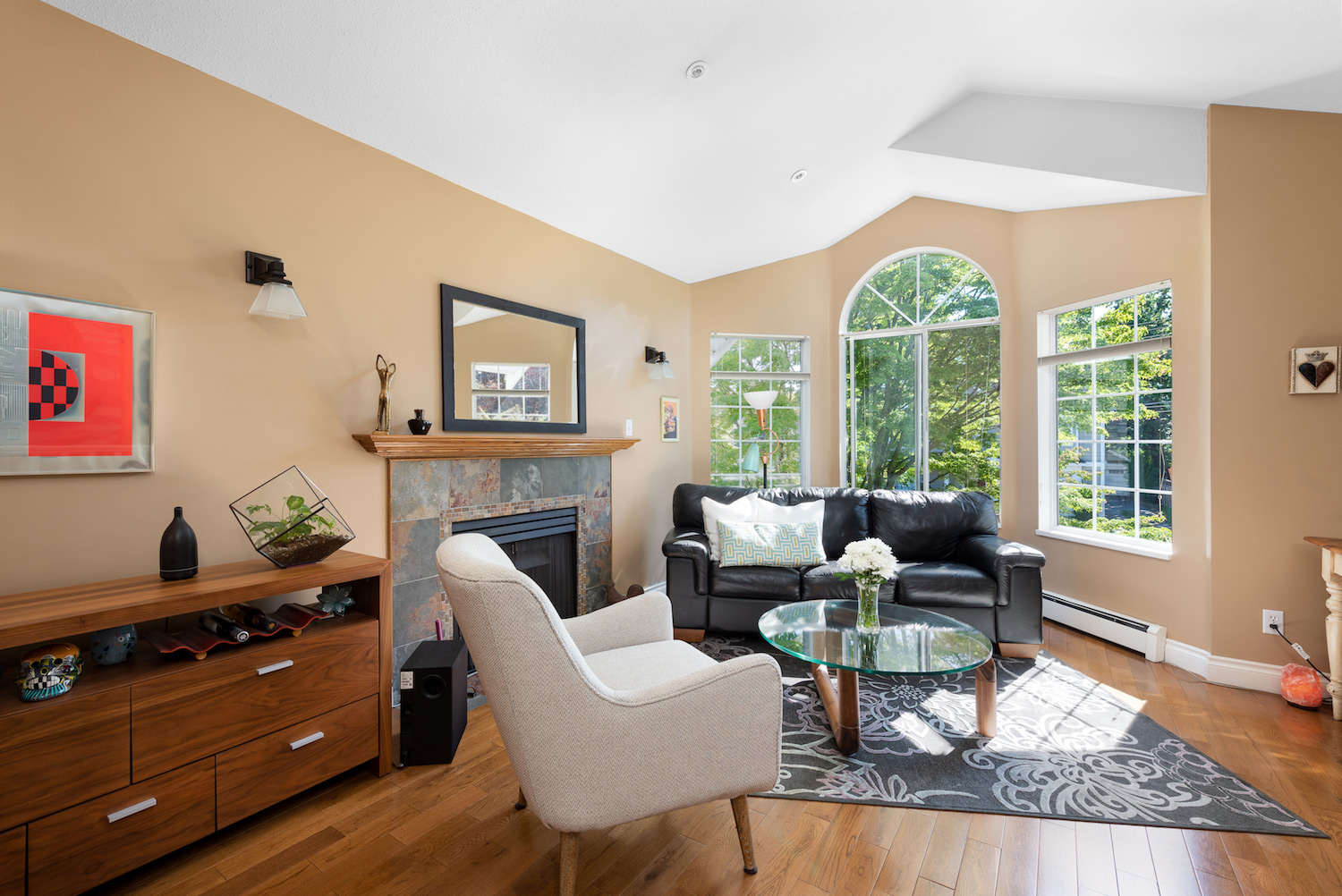 411 Third Street, New Westminster, BC – Lori Fralic – Realtor